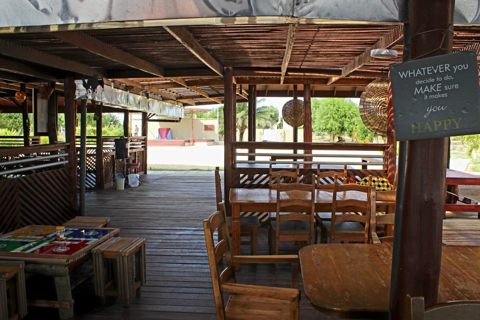 Restaurant & Bar – Chill River Resort