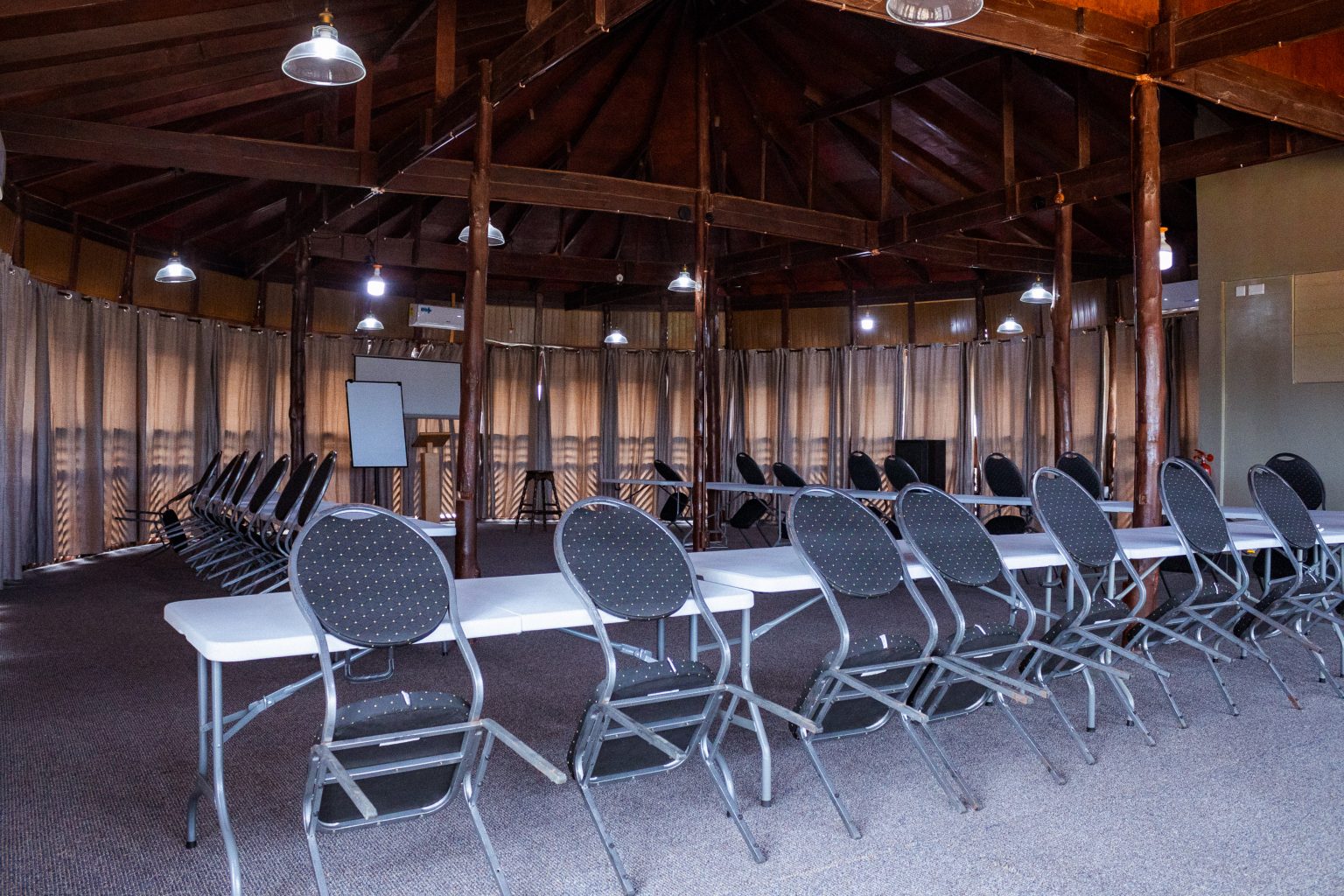 Meetings – Chill River Resort